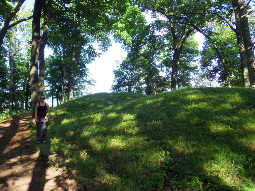 Effigy Mounds National Monument | Raven About The Parks